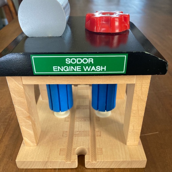 Thomas & Friends | Toys | Sodor Thomas Tank Engine Train Wash | Poshmark